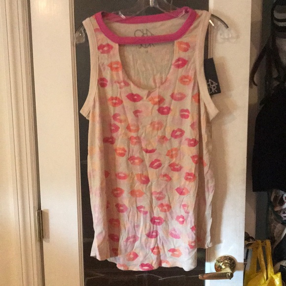 Chaser | Tops | Chaser Lip Tank | Poshmark